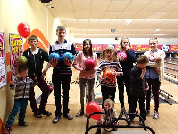 16kidsandcounting The Freer family | Pinkoddy's Blog