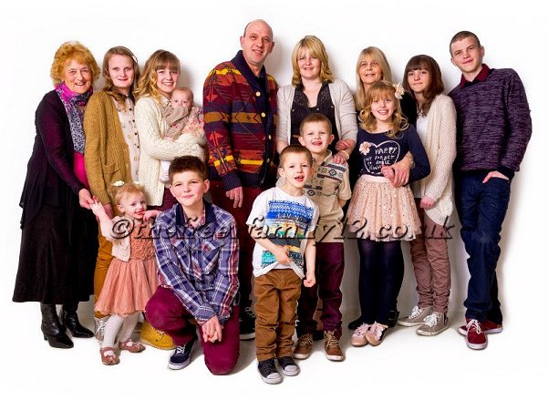 16kidsandcounting The Freer family | Pinkoddy's Blog