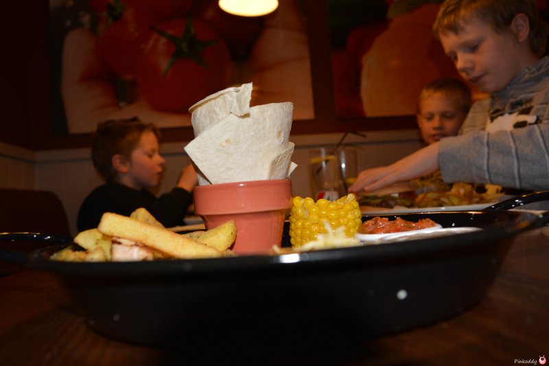 Redgrove Harvester Cheltenham New Kids Menu | Pinkoddy's Blog