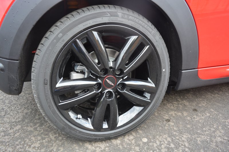 MINI Cooper S Works 210 3-Door Hatch Review | Pinkoddy's Blog