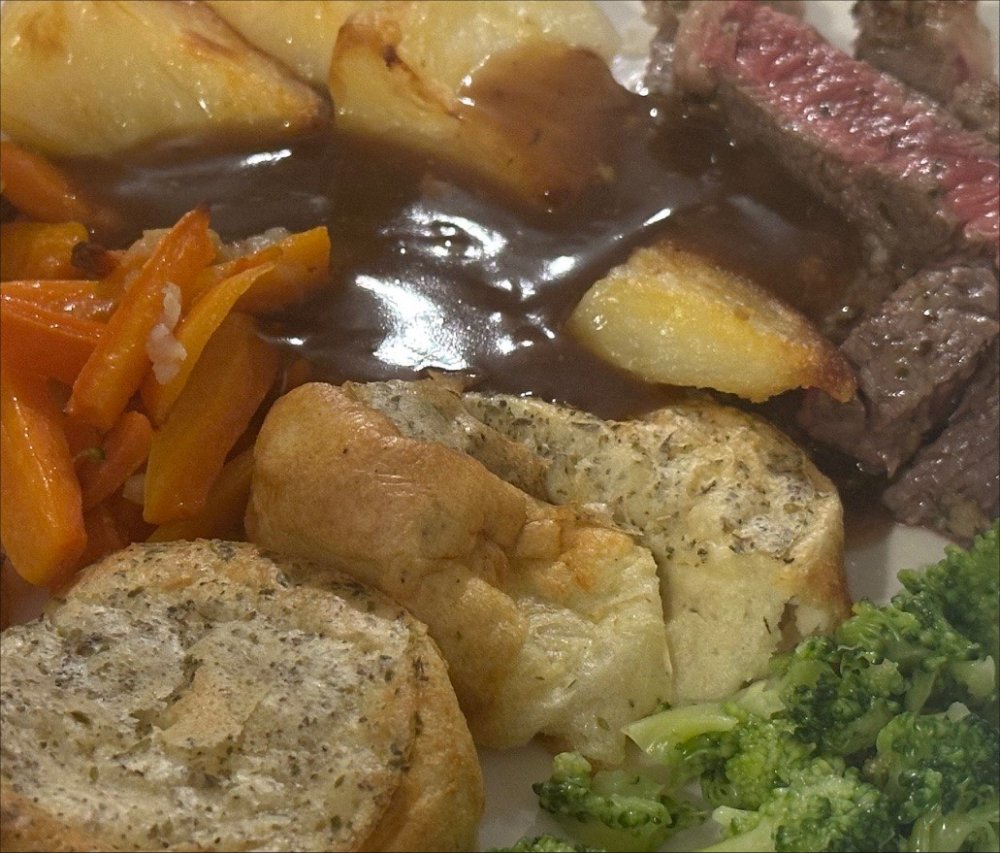 How to Make a Delicious Rump Steak Roast Dinner